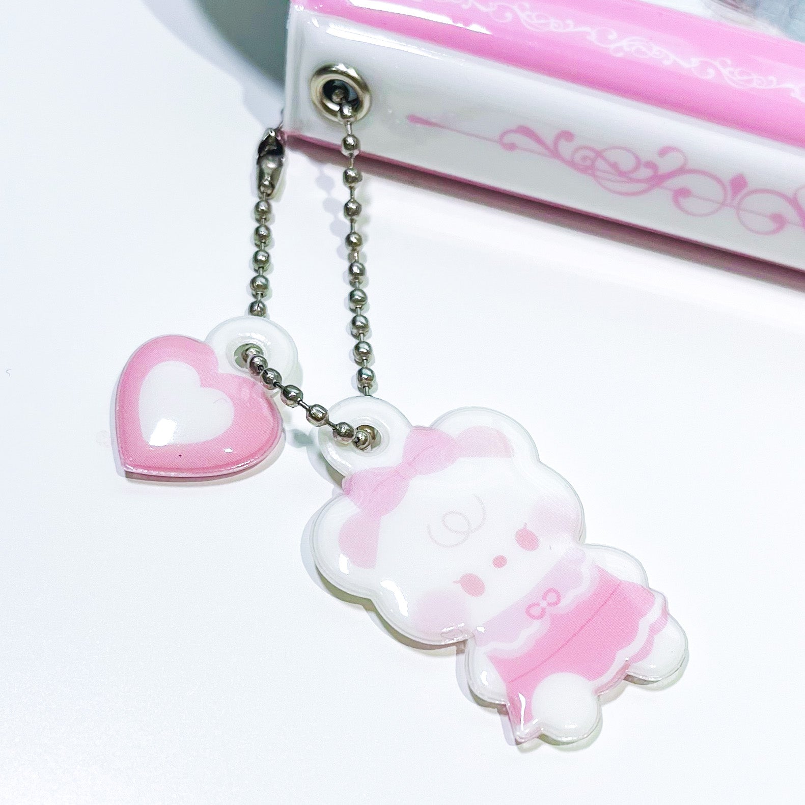 [borahstudio] Honey in Pink Puffy Keychain – Borah Studio
